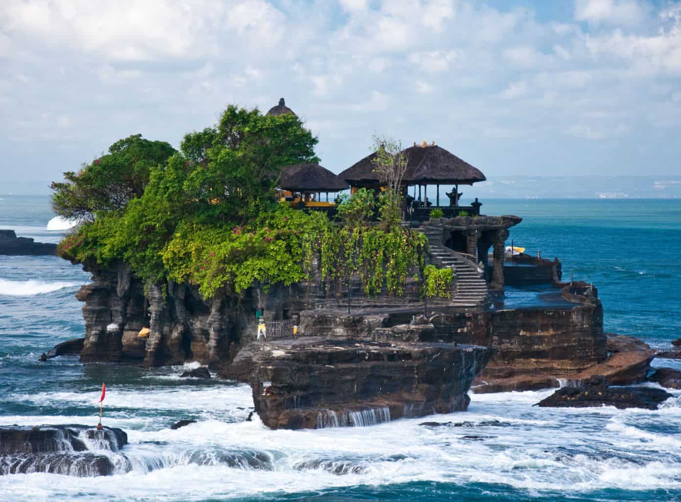 Uncovering the Mysteries of the Cursed Temple in Bali