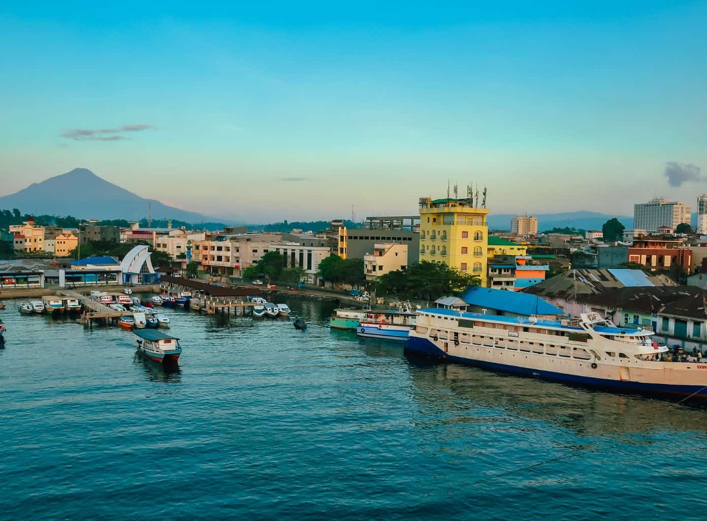 Discover the Best Resorts in Manado, Indonesia